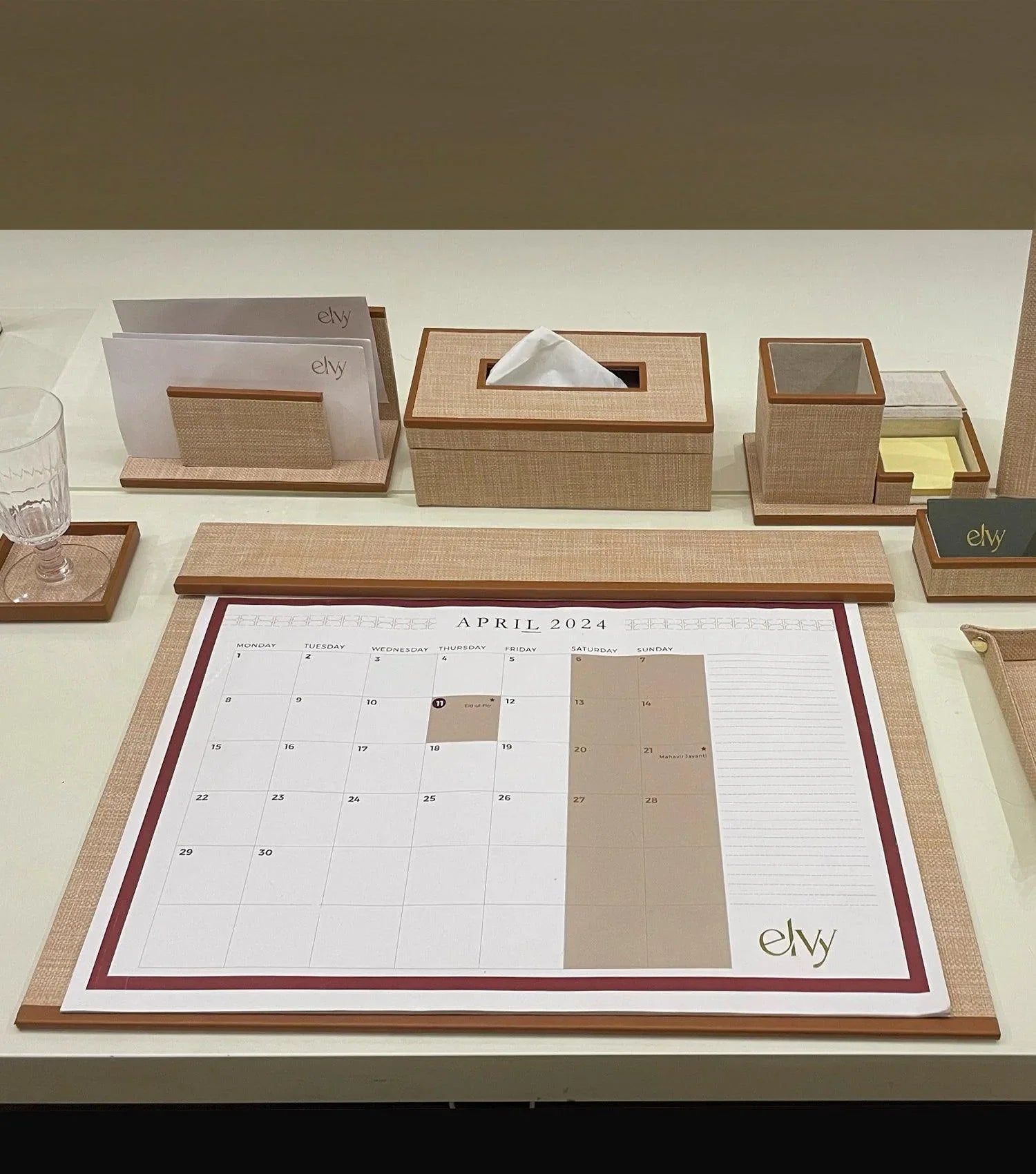 Eco-Friendly Raffia Desk Blotter – Sustainable Office Organizer